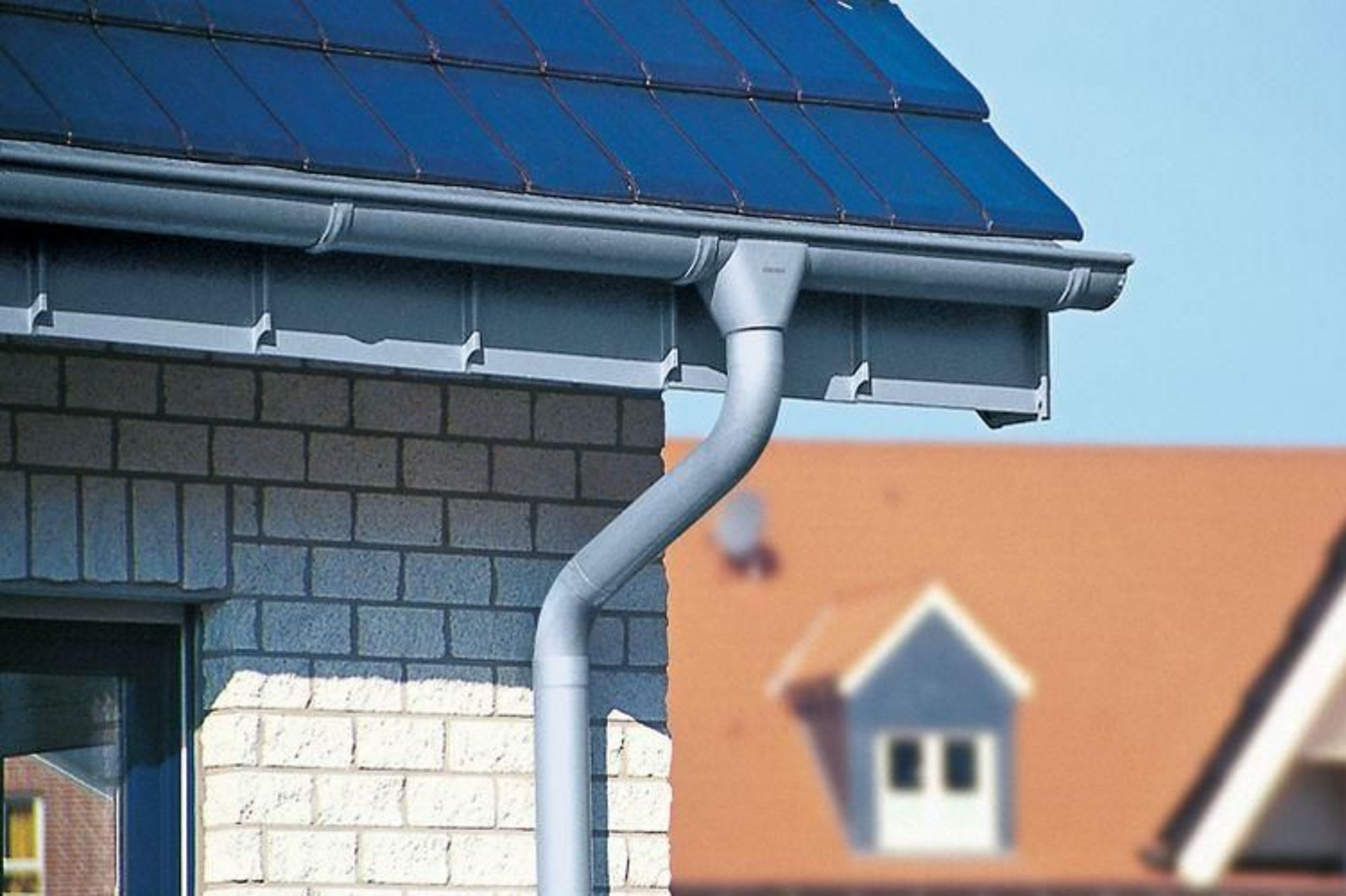 Rynny półokrągłe RHEINZINK - trwały system z tytan-cynku