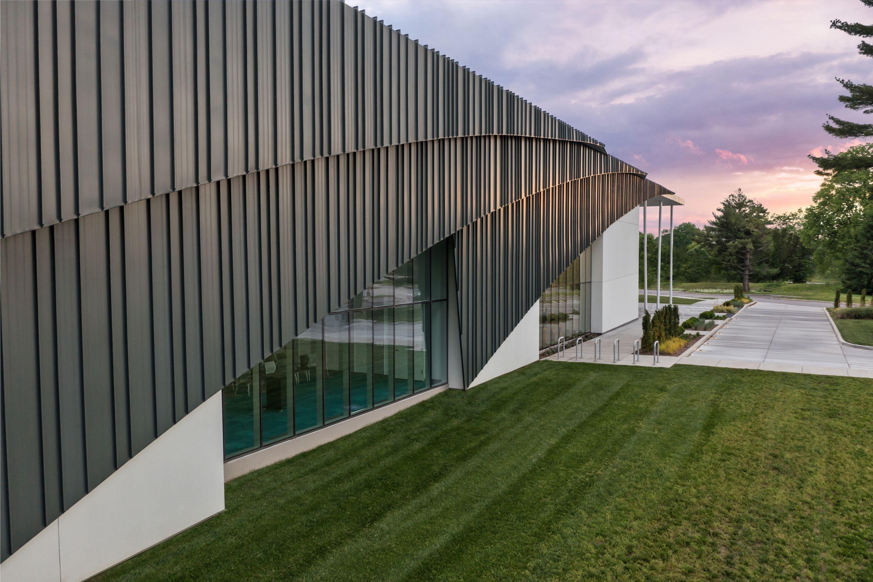 RHEINZINK - Dachy, Elewacje, Rynny i Obróbki z tytan-cynku